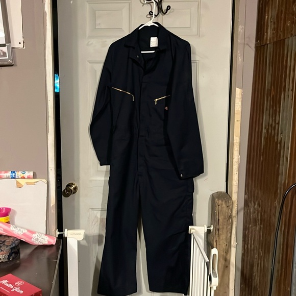 Dickies | Other | Nwot Dickies Dark Blue Long Sleeve Zip Coveralls Size ...